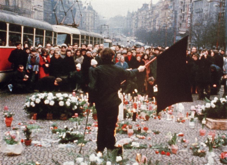 Ian Palach de Raymond Depardon (1969) - Unifrance