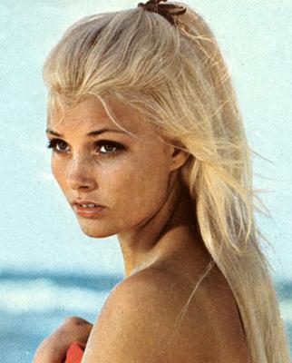 Janet Agren - UniFrance