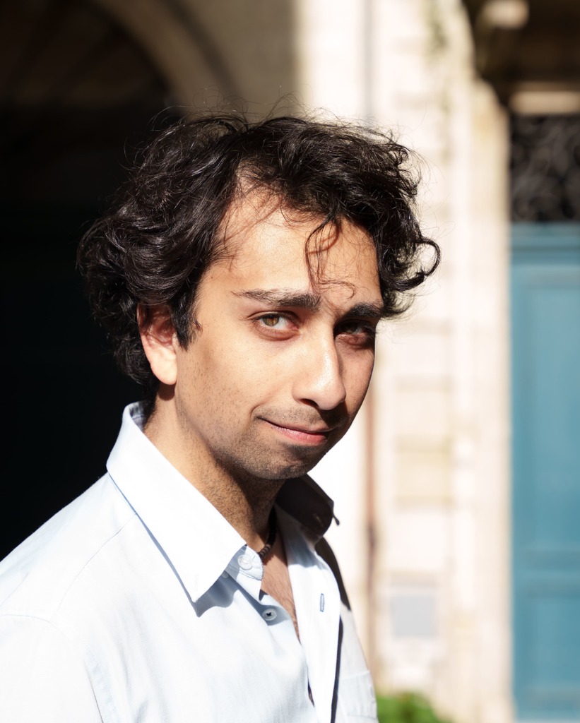 Atomic Blue de Ninno Mazzone (2022) - Unifrance