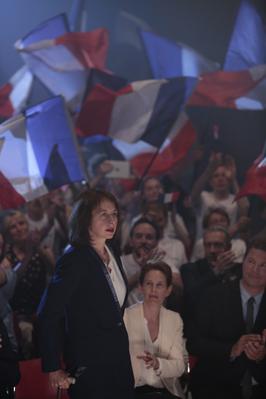 Ils sont partout de Yvan Attal (2015) - Unifrance