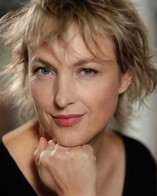 Ann-Gisel Glass - Unifrance