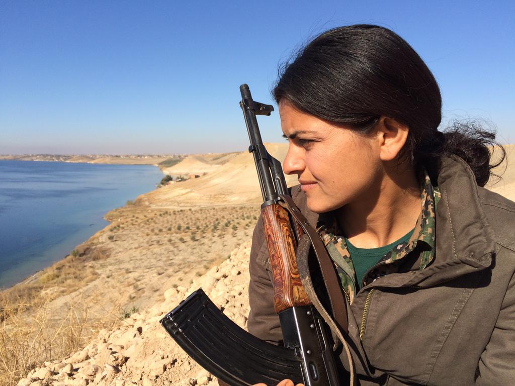 Femmes contre Daech de Pascale Bourgaux (2016) - Unifrance