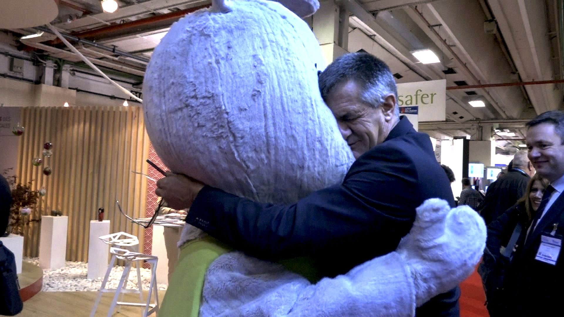 Un berger et deux perchés à l'Elysée ? de Pierre Carles, Philippe Lespinasse (2016) - Unifrance