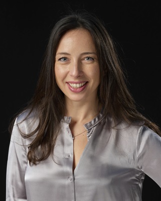 Camus' "The Plague" transposed into a fictional series set in France in ...